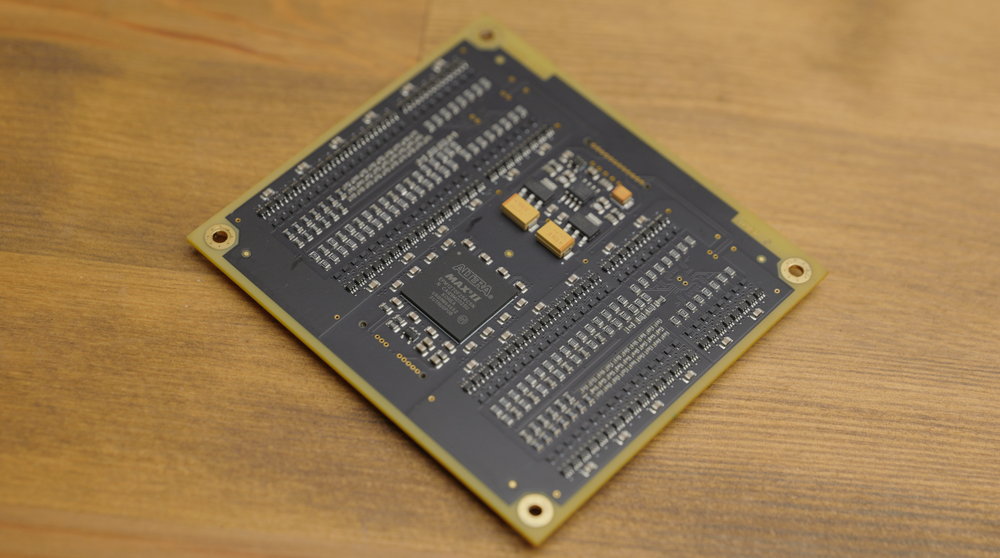 Holo Cyan 2 + Topping Centaurus Review & Measurements – Headphones.com