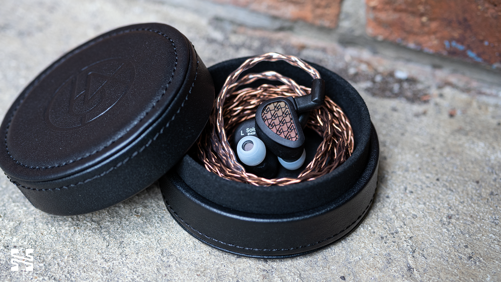 64 Audio Solo Review: Chasing After the Planar Train – Headphones.com